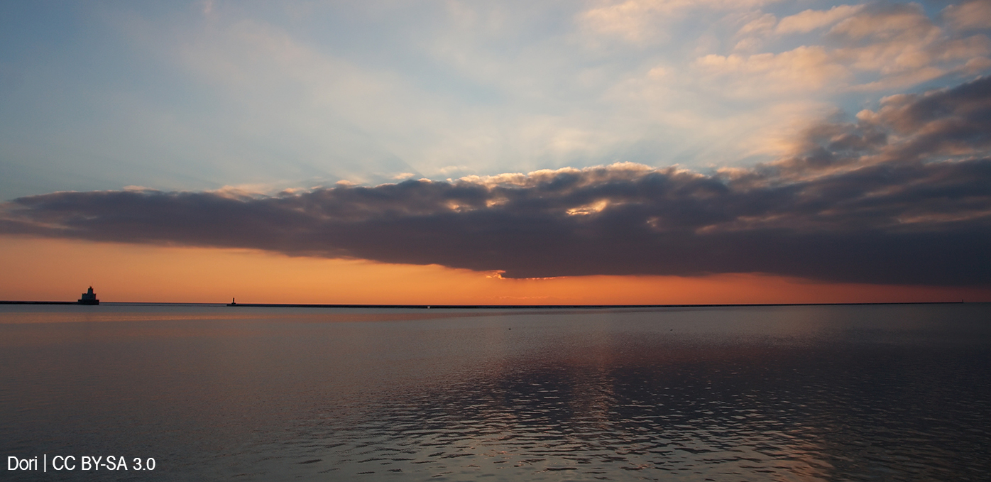 Milwaukee_Harbor_sunrise_1791 - DLF